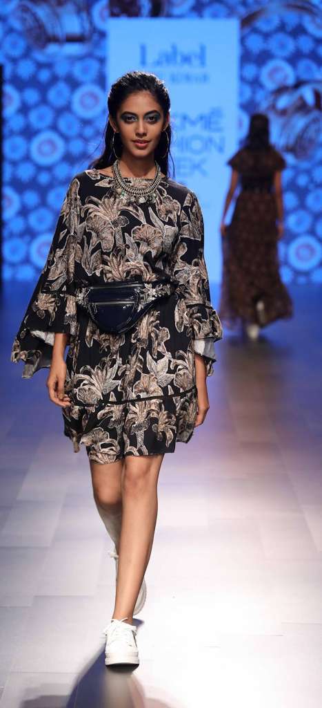Label Ritu Kumar Brought the Breezy Hip Hop Baroque 90’S TRENDS TO ...